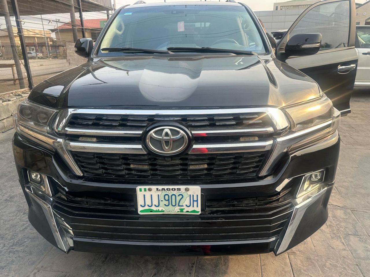 Flenjo | Vacation Saving & Booking