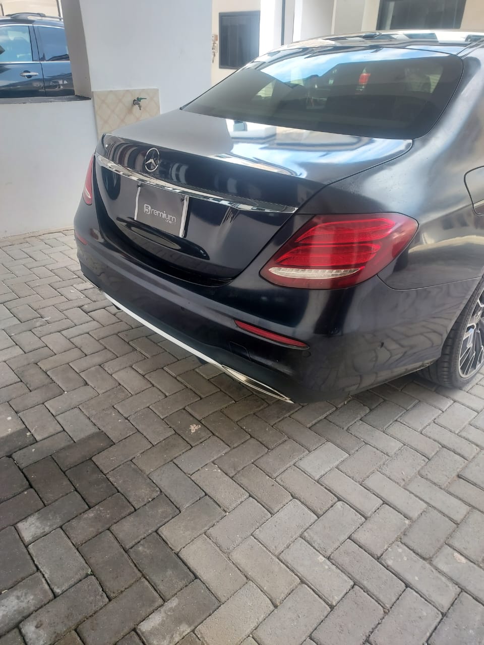 Flenjo | Vacation Saving & Booking