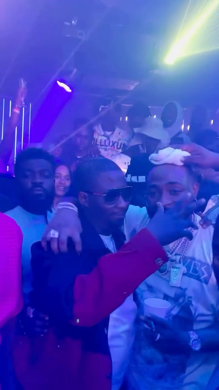 Flenjo | Vacation Saving & Booking