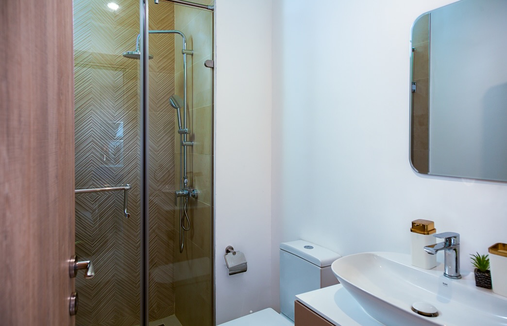 Flenjo | Vacation Saving & Booking