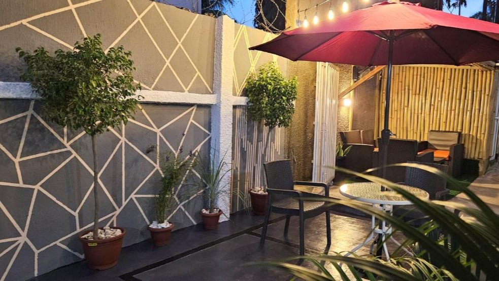 Flenjo | Vacation Saving & Booking